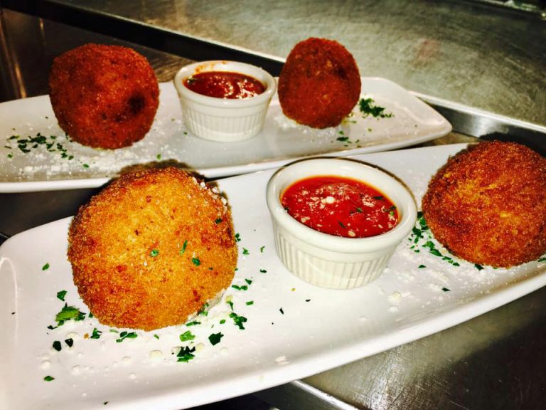 Gratzzi Owners to Open Spacco Italian Grill in Sarasota