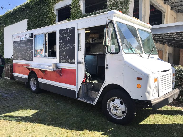 Latin Lunchbox Food Truck Review November 2018