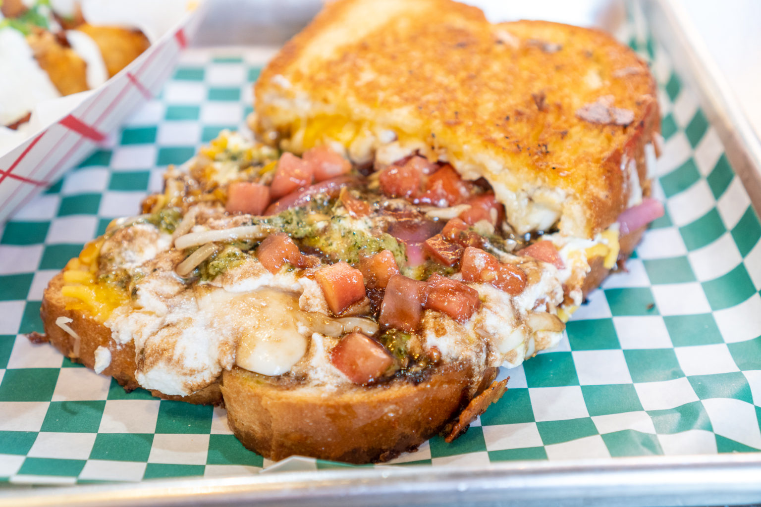 FO' CHEEZY TWISTED MELTZ Review: November 2020