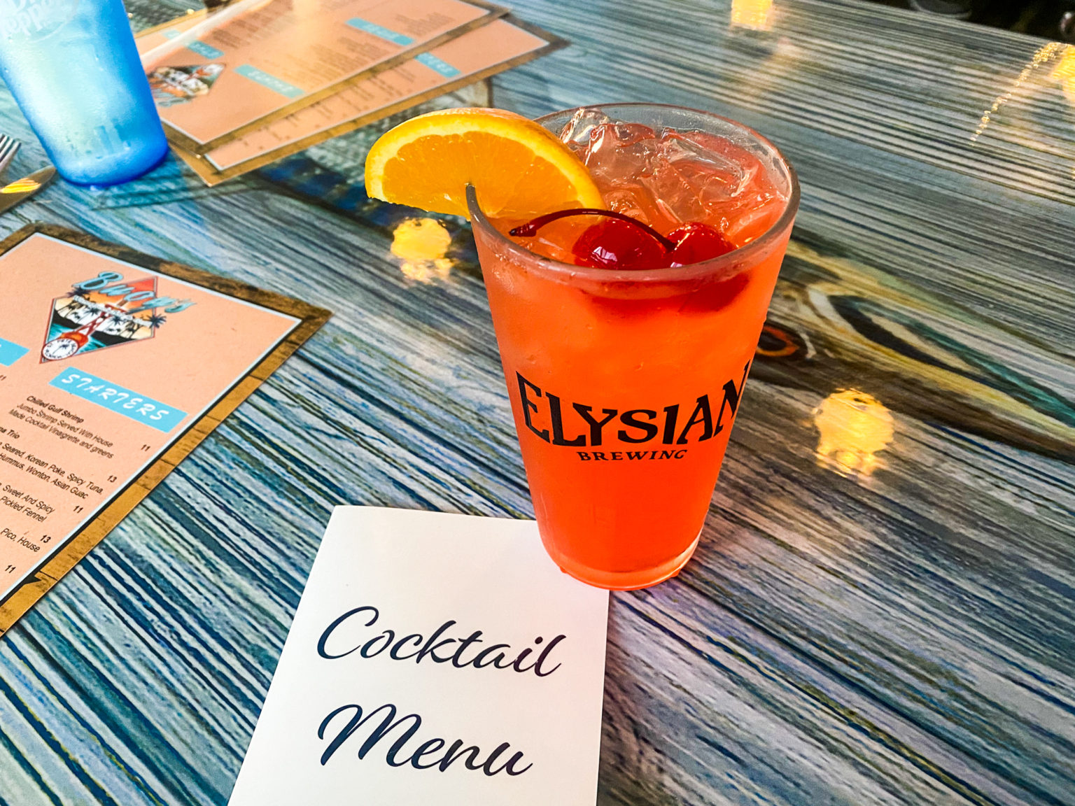 Buoy’s Waterfront Bar & Grille Offers Relaxed Beach Dining