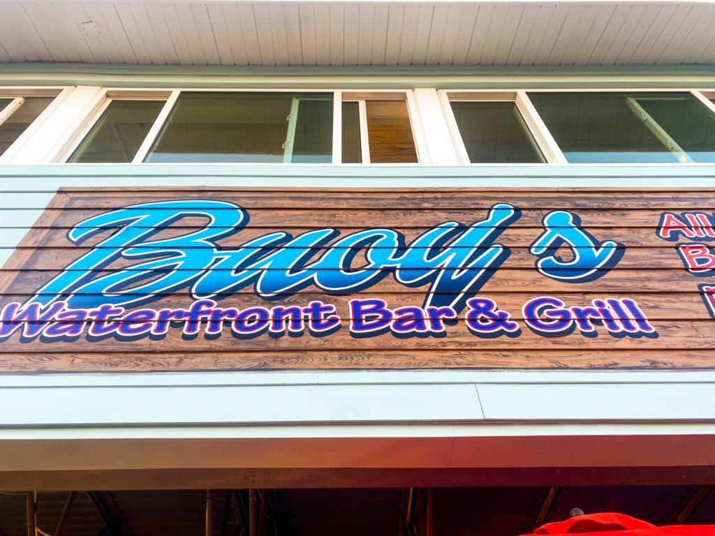 Buoy’s Waterfront Bar & Grille Offers Relaxed Beach Dining