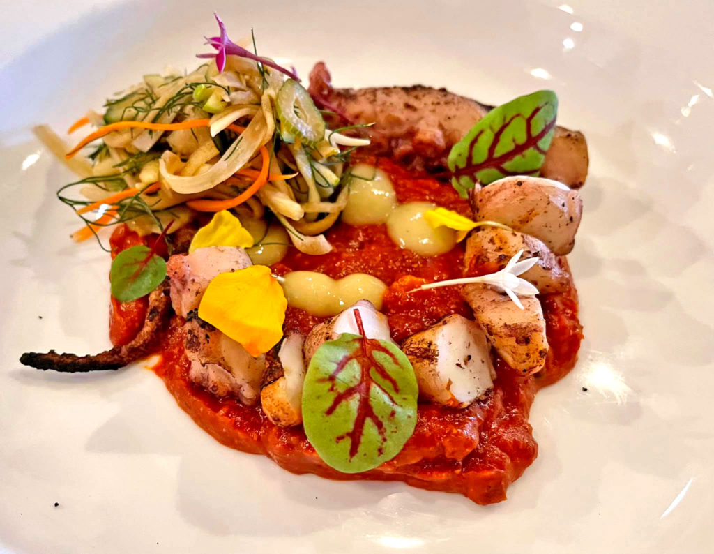 Poppin’ Corks and Slingin’ Bubbles – Sauvignon Wine Locker is Now Open!