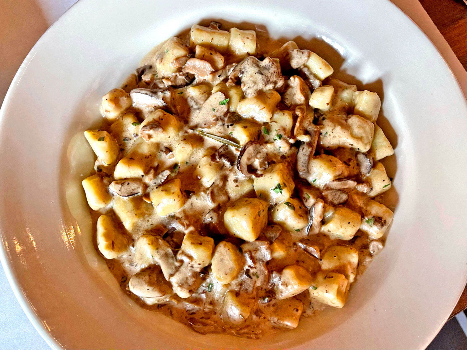 Matteo – The New “Must Go To” in the Grand Central District