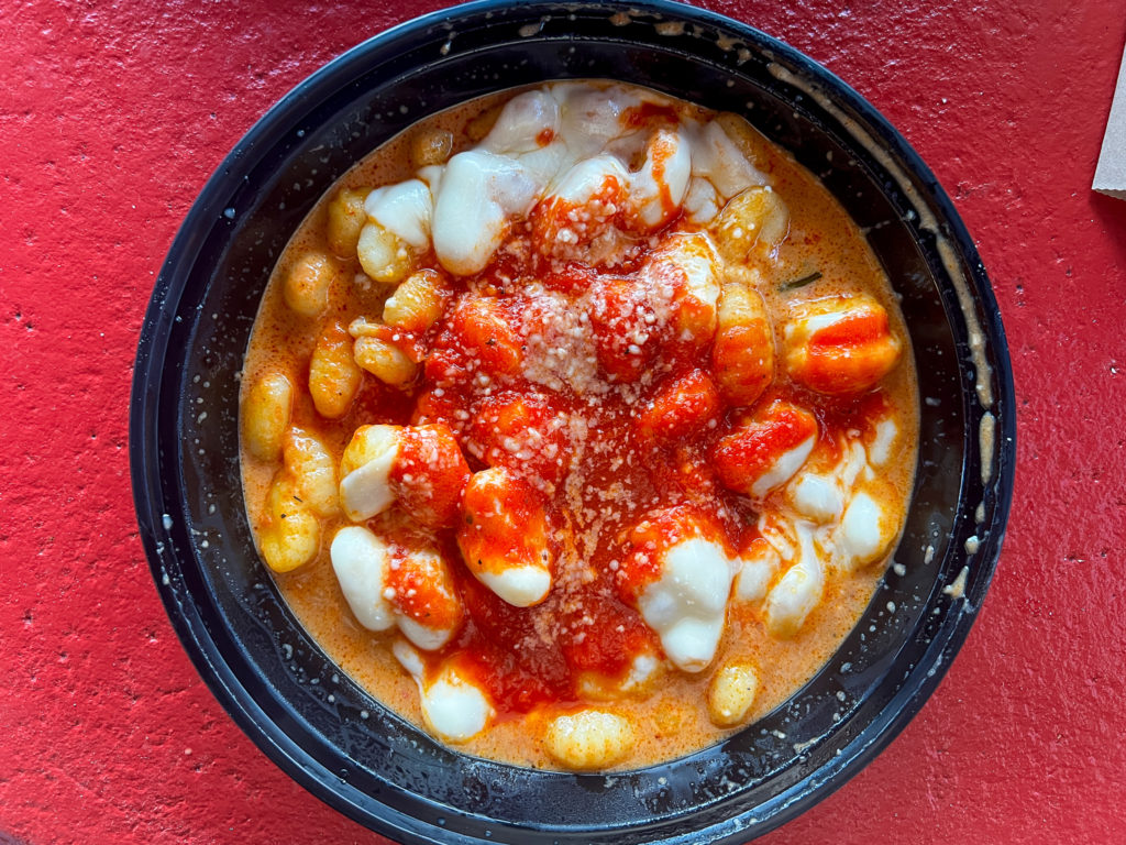 Tuttorosso: A St. Pete Beach Treasure for Casual Italian Dishes and Pizzas