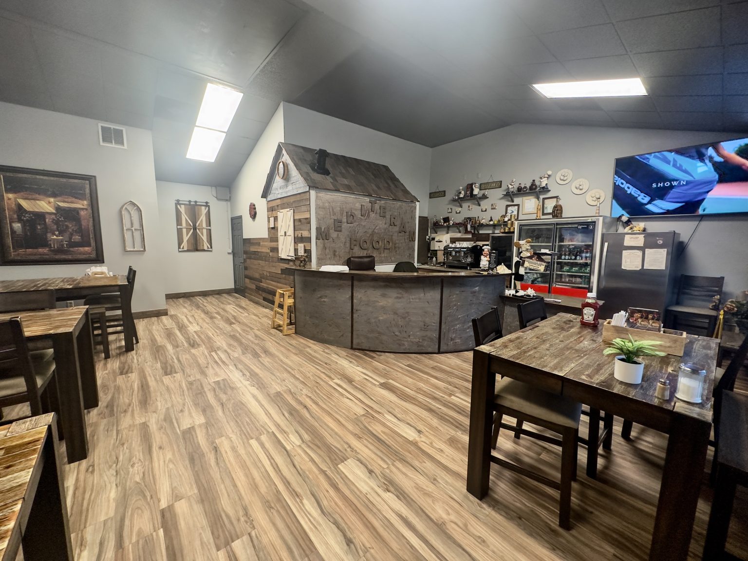 Serbian Mediteran Restaurant: a Traditional Serbian and Balkan Style ...